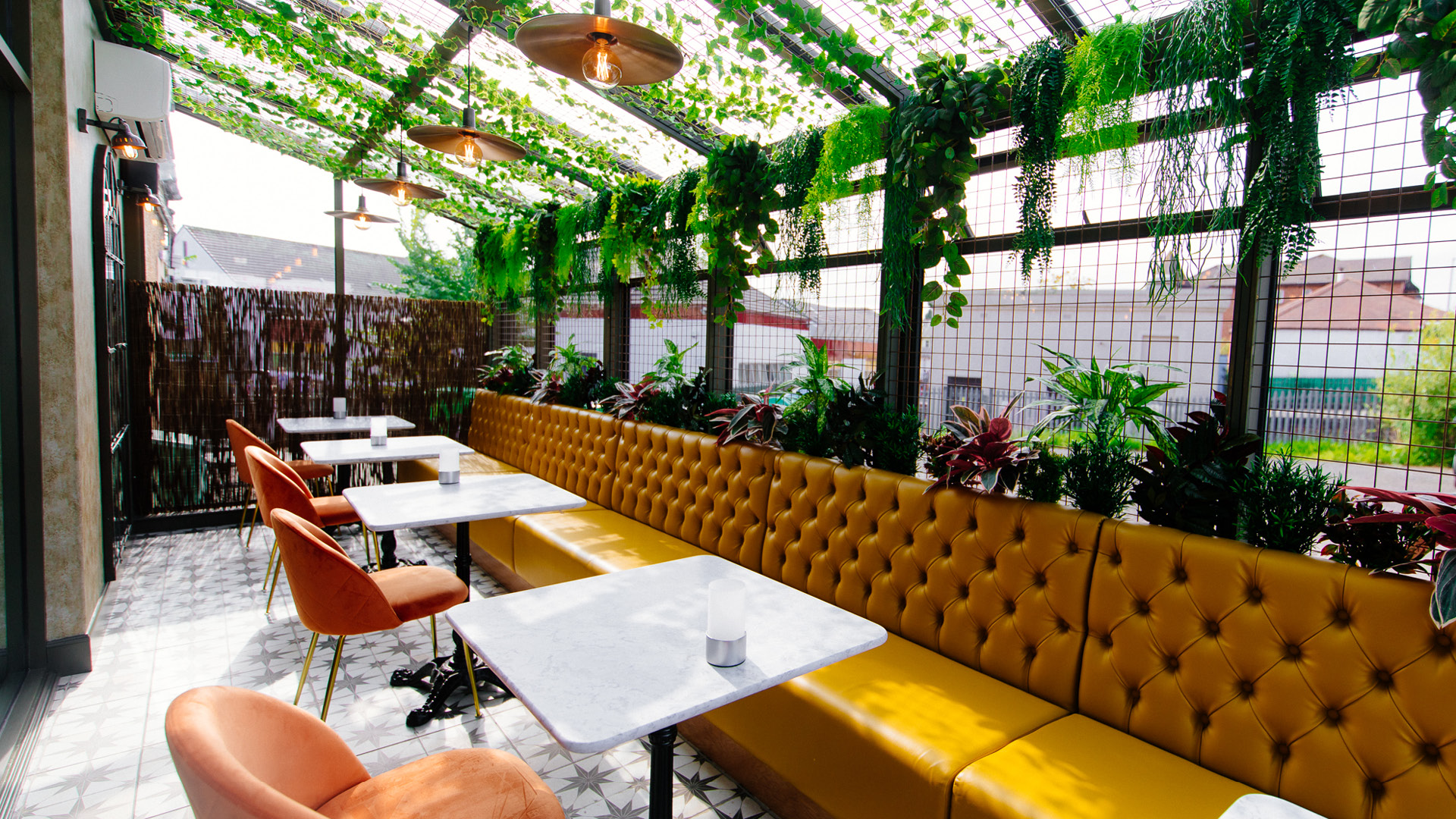 Contact Mr MacGregor's restaurant Glasgow | Contact Us